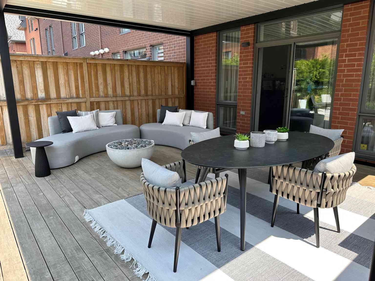 Tano Outdoor Curved Modular Sofa | Rove Concepts