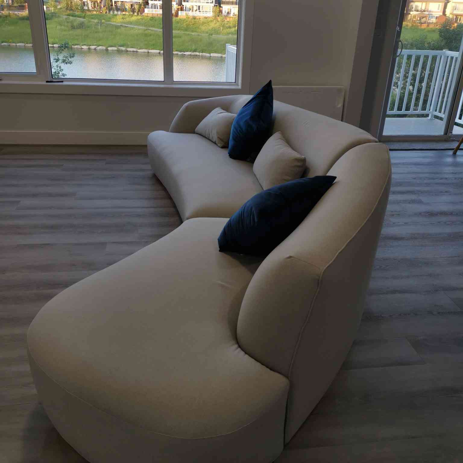 Reya Curved Sectional | Rove Concepts