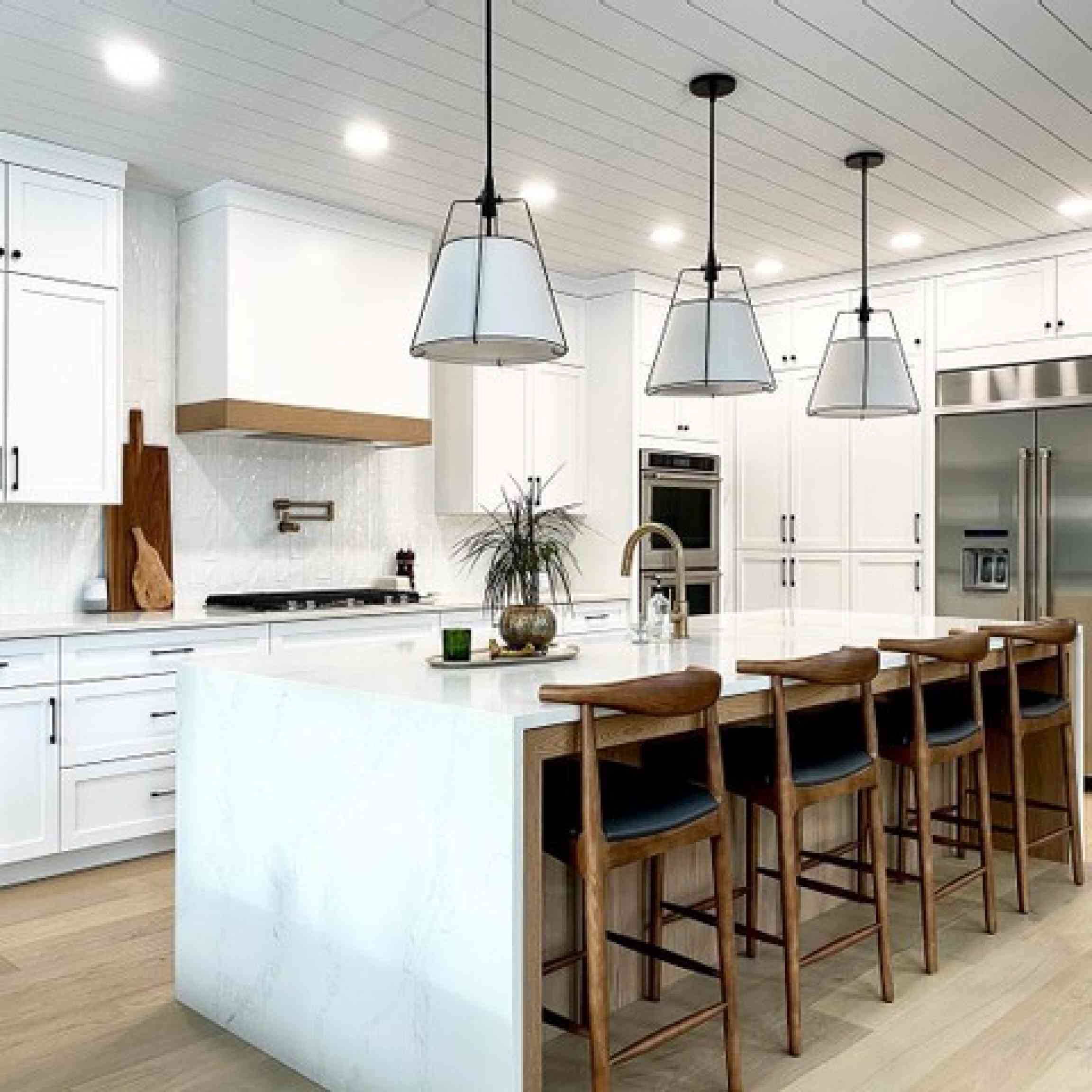 Elbow Counter Stool | Rove Concepts